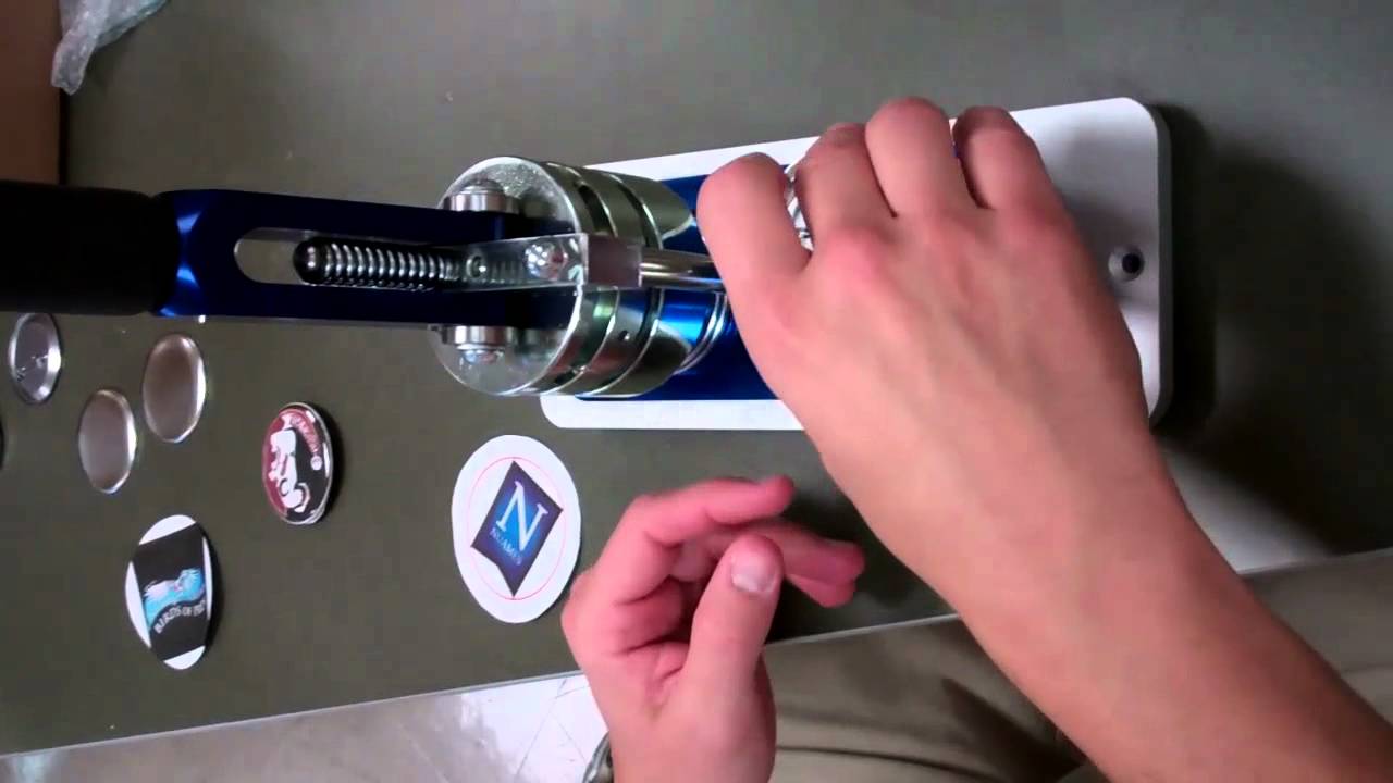 Button Maker in action - YouTube