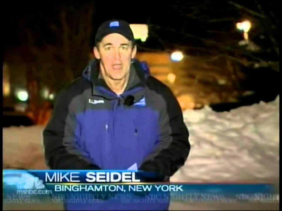 Mike Seidel NBC Nightly News Binghamton, NY Snow 2-26-2010 - YouTube