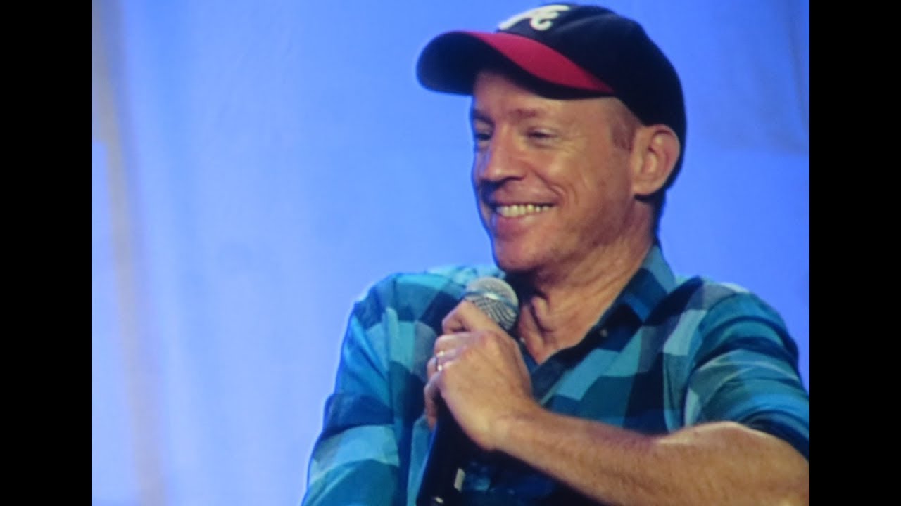 Chris Edgerly - Voices of the Disney Parks #D23Expo 2017 - YouTube