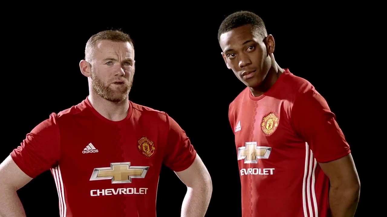 Showing off our latest advert with our partners Manchester United! ⚽ ...