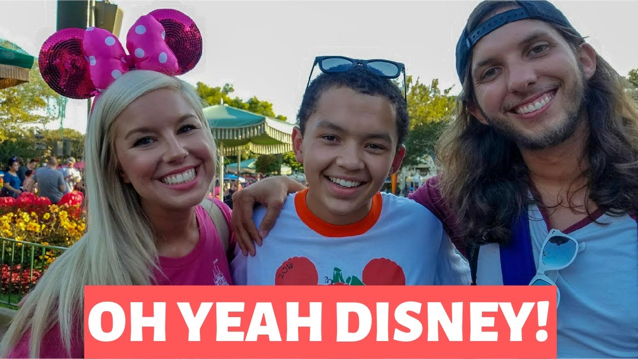 Meeting Oh Yeah Disney at Disneyland! - YouTube
