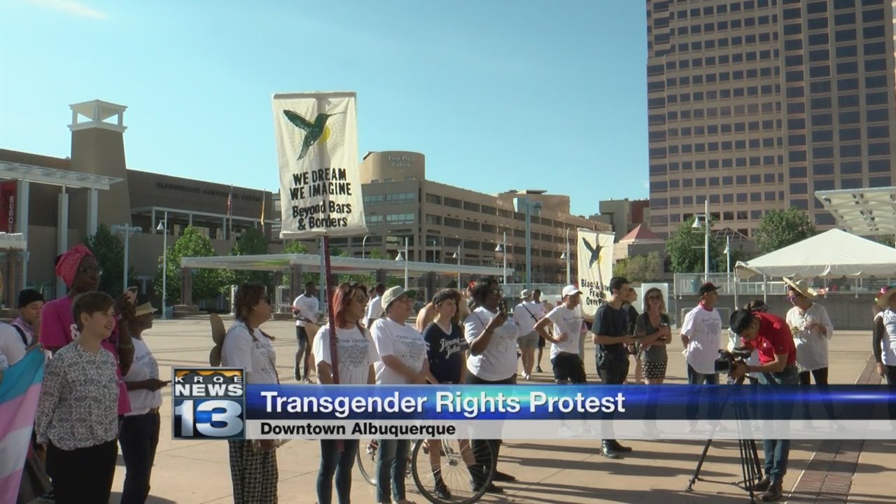 Rally held downtown to support transgender immigrants - YouTube