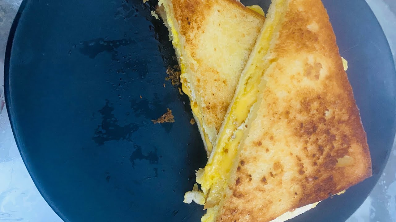 Special Cheesy Bread omlet Recipe | Indian Street Food | Street Food ...