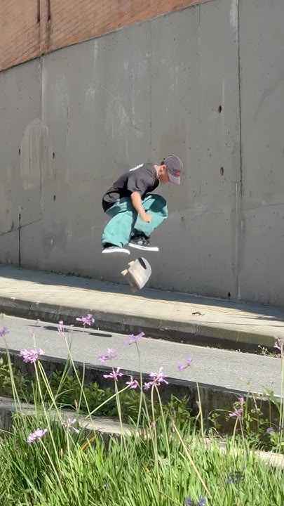 Homies hillbomb is jacked in Medellin Colombia - YouTube