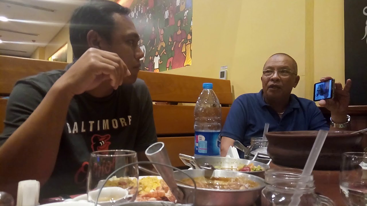 Dining with one of our VIP's-kuya Boy - YouTube