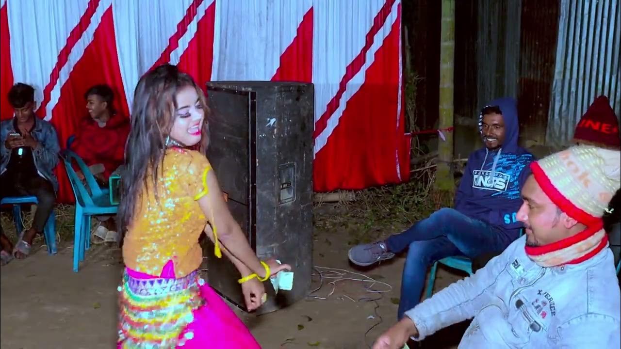 গ্রামে মেয়ের উরাধুরা নাচ | Dil Deewana Masti Masti | Bangla Dance 2025 Dancer Dj Juthi - YouTube