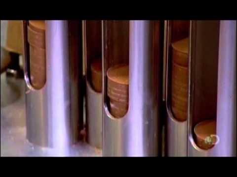 How It's Made - Chocolate Coins - YouTube