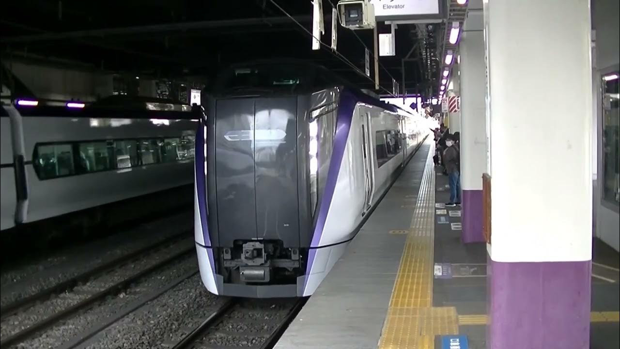 E353系 特急かいじ32号新宿行 甲府発車 - YouTube