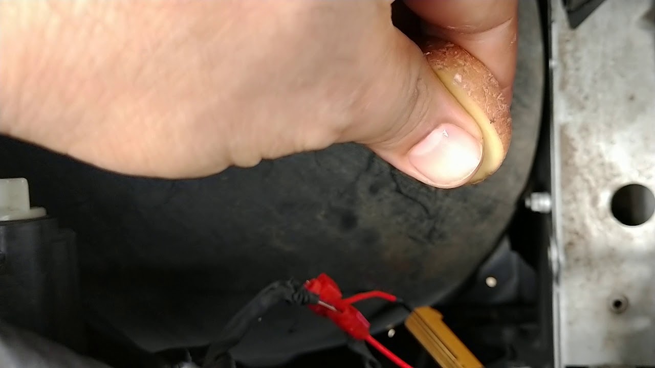 2011 Mercedes ML350 W164 parking light LED replacement with resistor ...