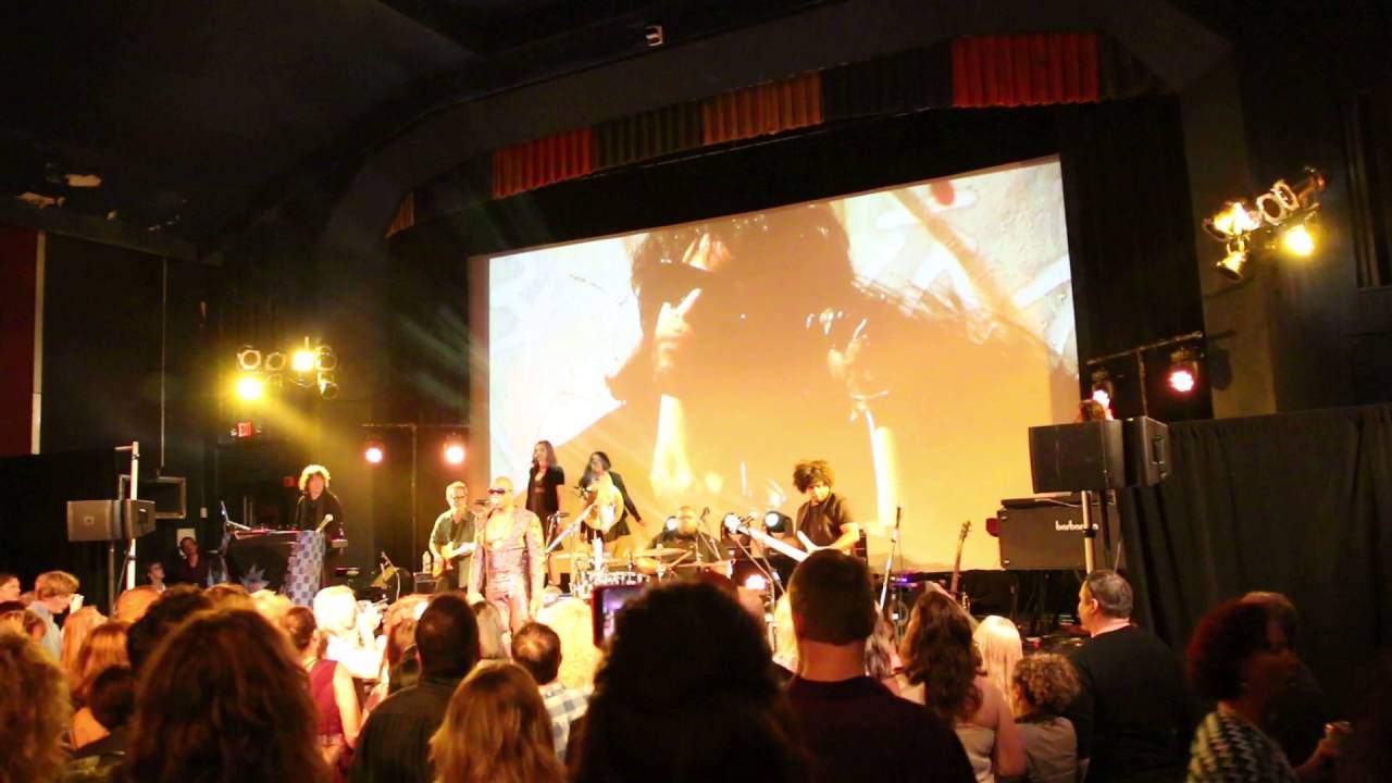Prince's NPG Band Members Honor Him Performng 1999 at the Parkway ...