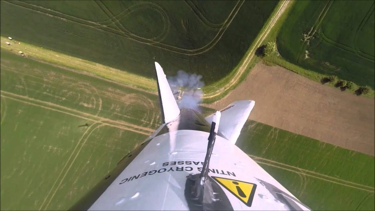 Colin Rowe & Chris Brown's Massive O-Class Rocket Launch (and crash ...