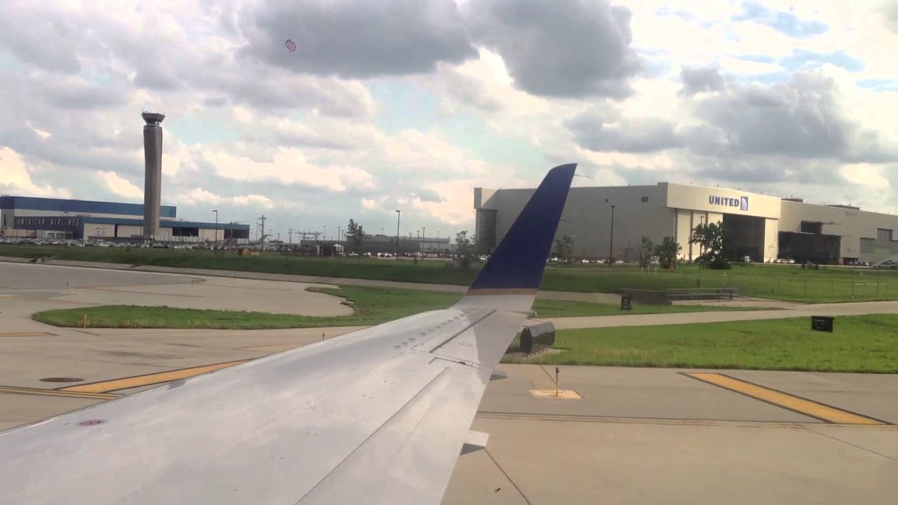 Takeoff at Madison MSN and Landing/Taxi at Chicago ORD - Embraer ERJ ...