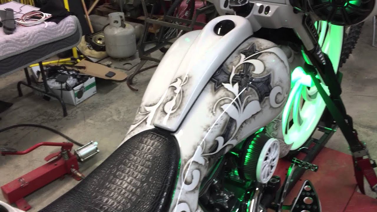 2007 custom painted Bagger. Painted by Chattanooga Custom Cycle - YouTube