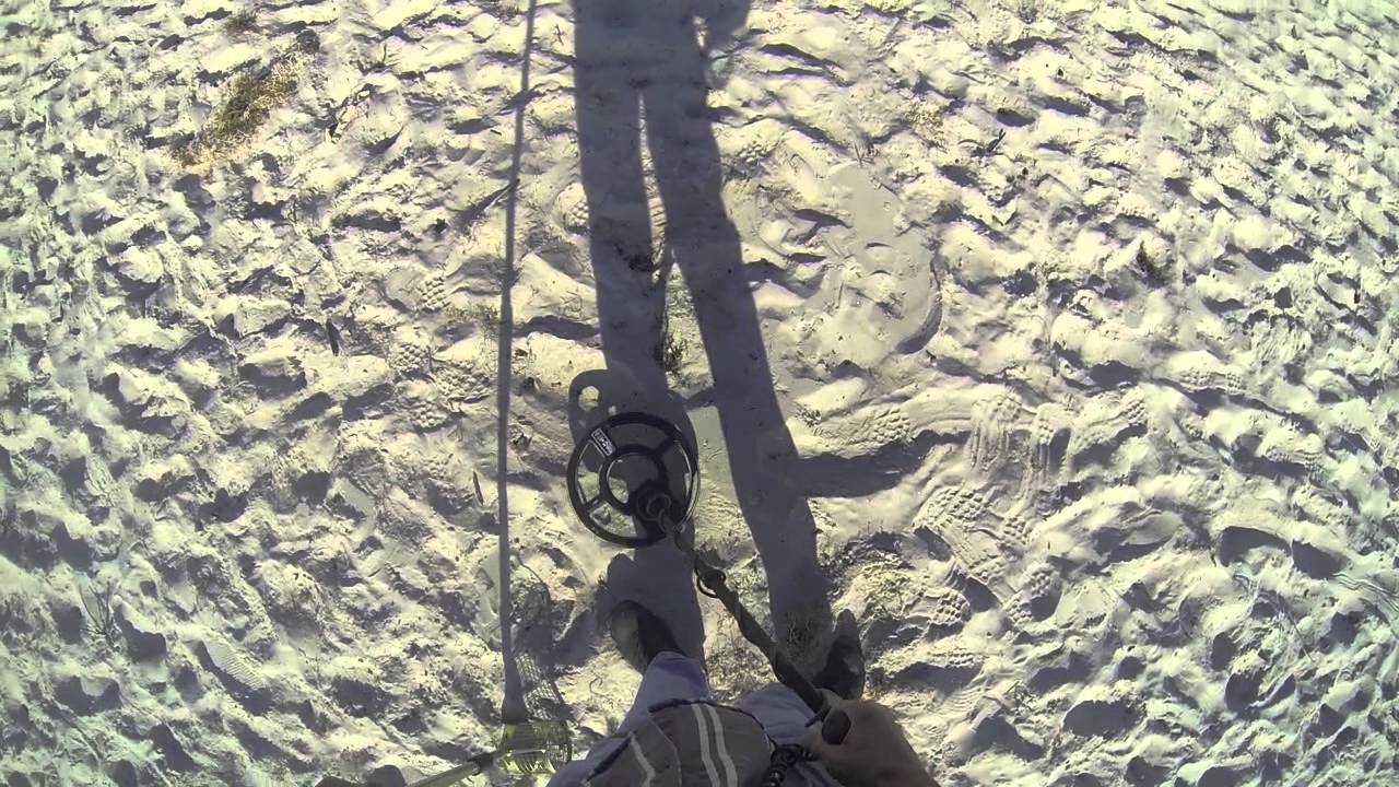 Beach hunting in Monterey, CA - YouTube