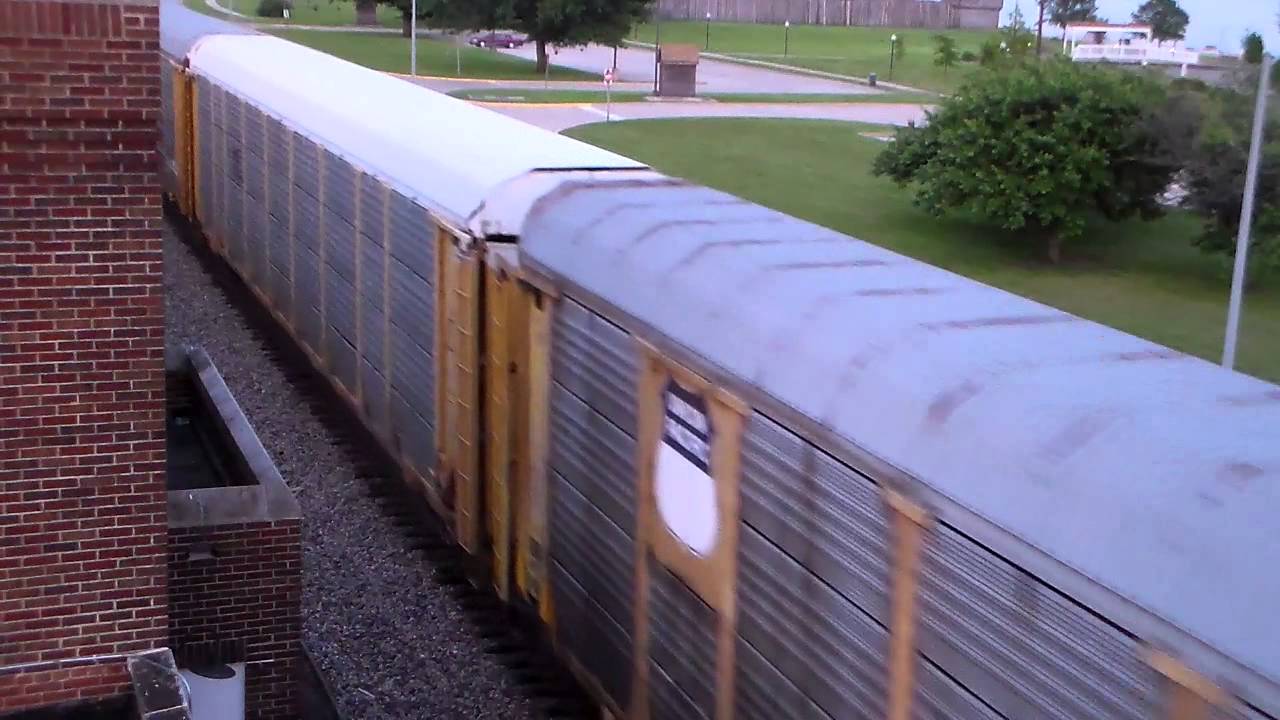 UP 8889 West - YouTube