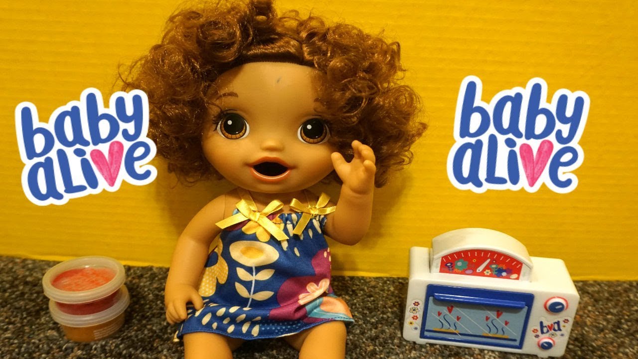 BABY ALIVE Snackin Treats Baby Doll! - YouTube
