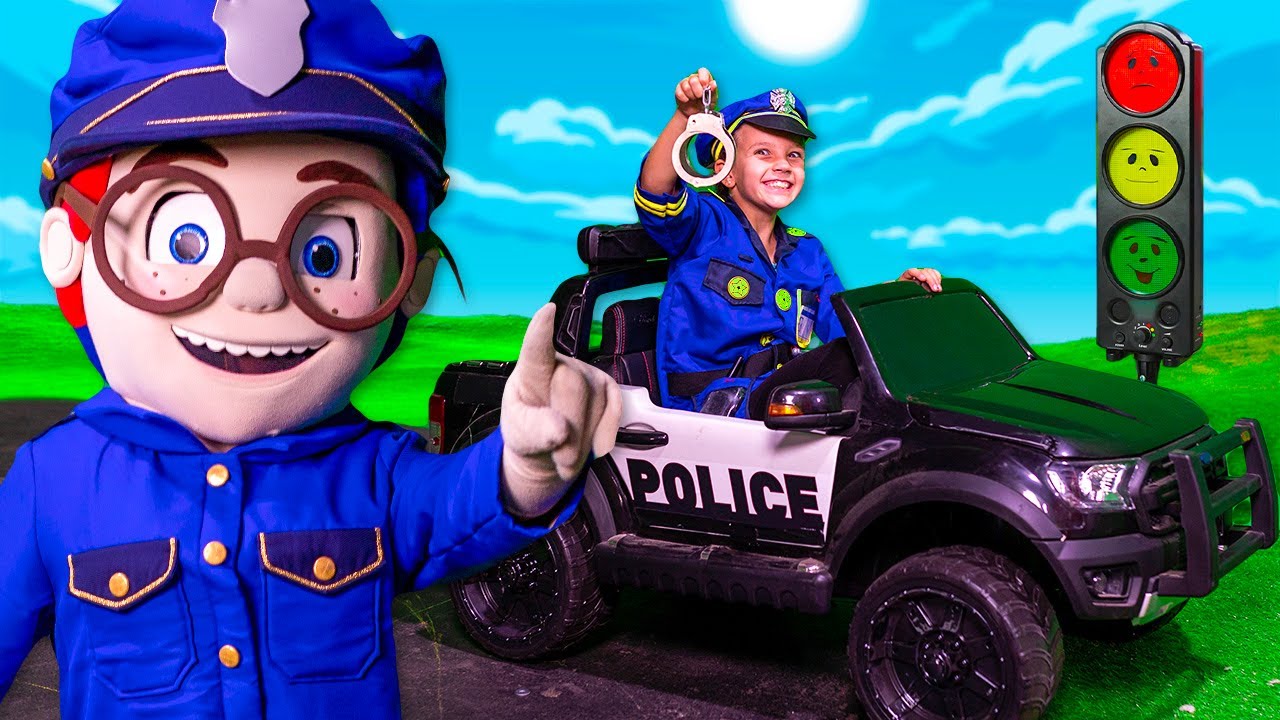 The Kids play policemen with toys 🚓 - YouTube