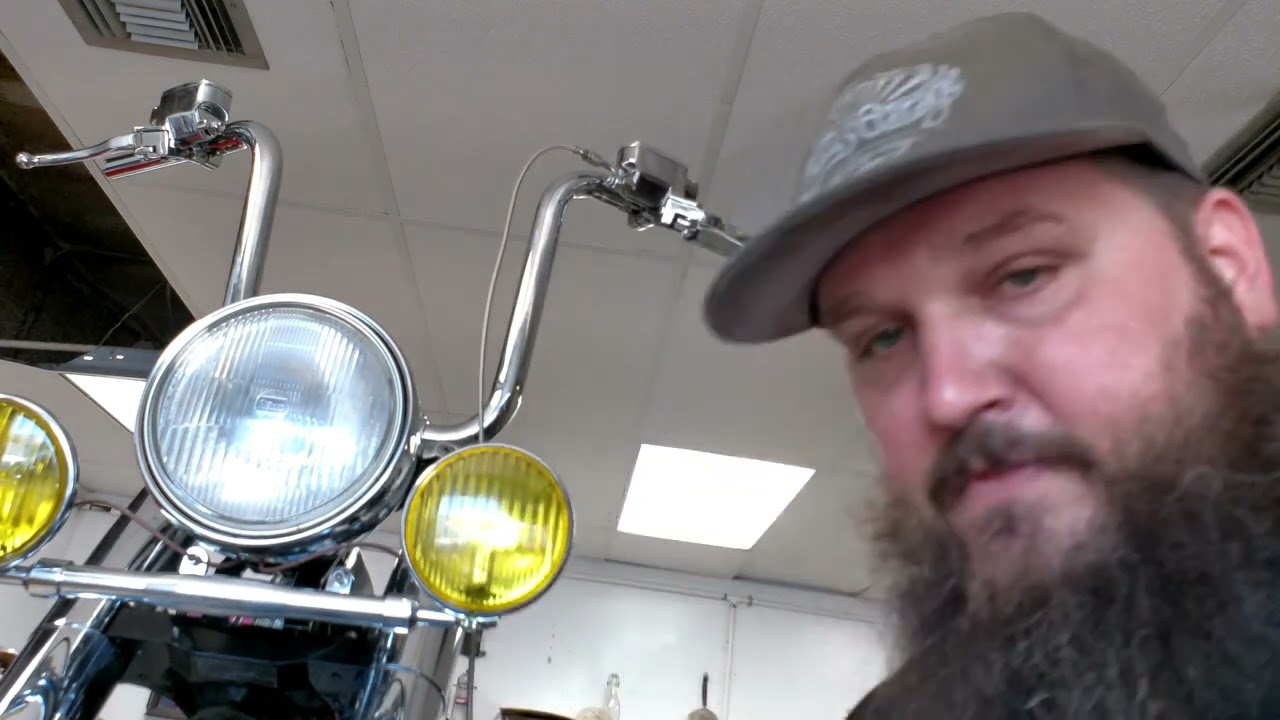 Honda Shadow Ace 750 Lowrider Build Episode 2 - YouTube