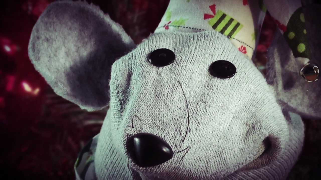 A Sock Puppet Christmas - YouTube