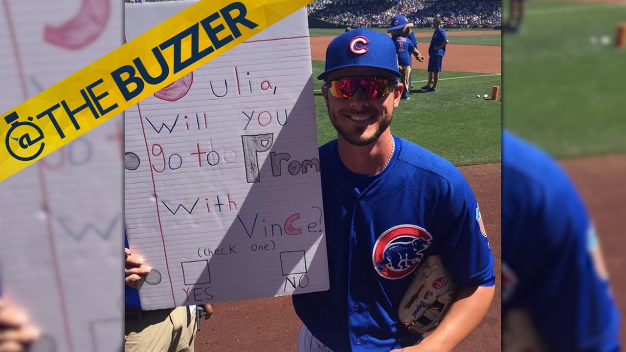 Cubs third baseman helps fan with prom proposal - YouTube