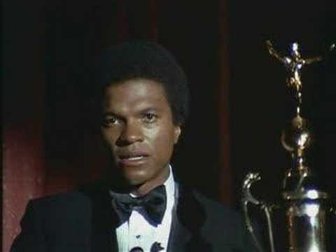 Pro Football Journal: The PFWA's George S. Halas Courage Award