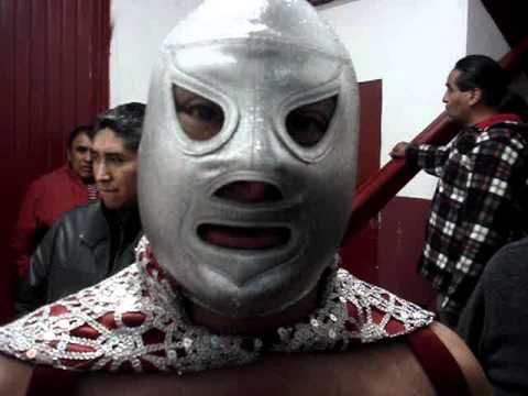 EL HIJO DEL SANTO habla sobre su RETIRO TEMPORAL y sobre el SANTO JR ...