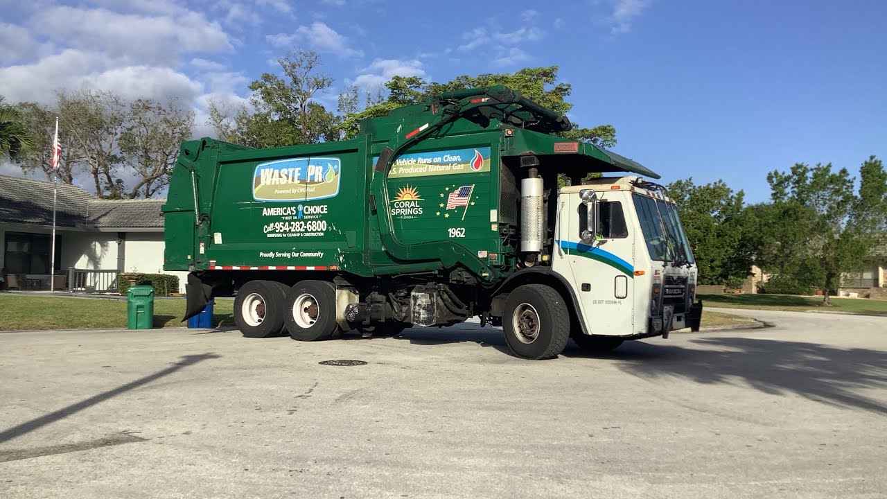 Waste Pro 1962: Mack LEU Heil freedom Curotto Can. - YouTube