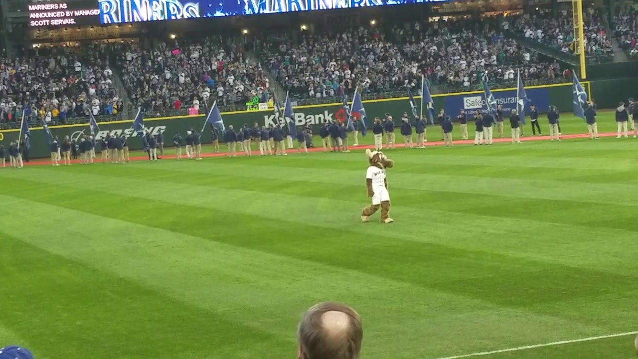 Seattle mariners opening day - YouTube