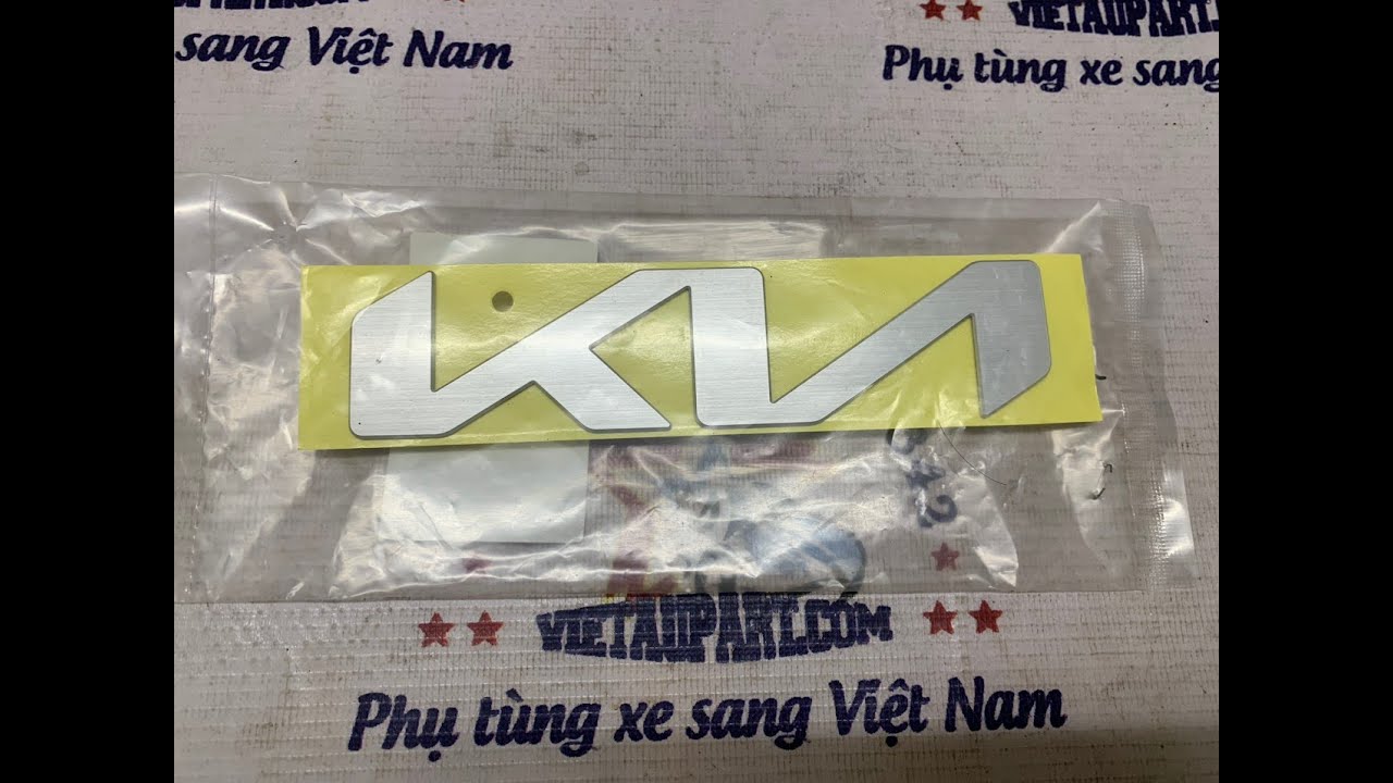 86305R0500 Lô gô trước Kia Carnival 2022 - YouTube