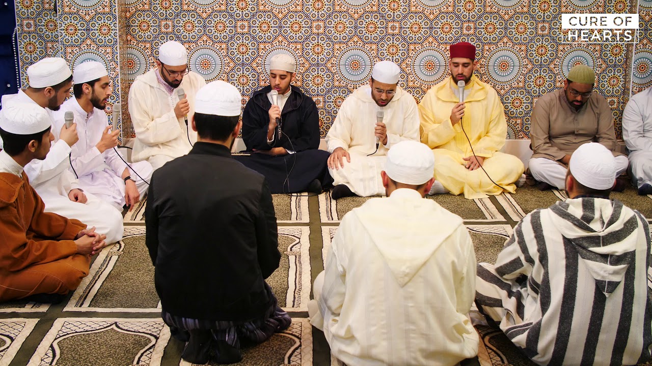 [4K] Beautiful rendition of the Burdah Sharif by the The Travellers ...