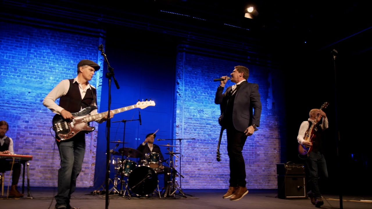 Incandescent - Robin Falcon - YouTube