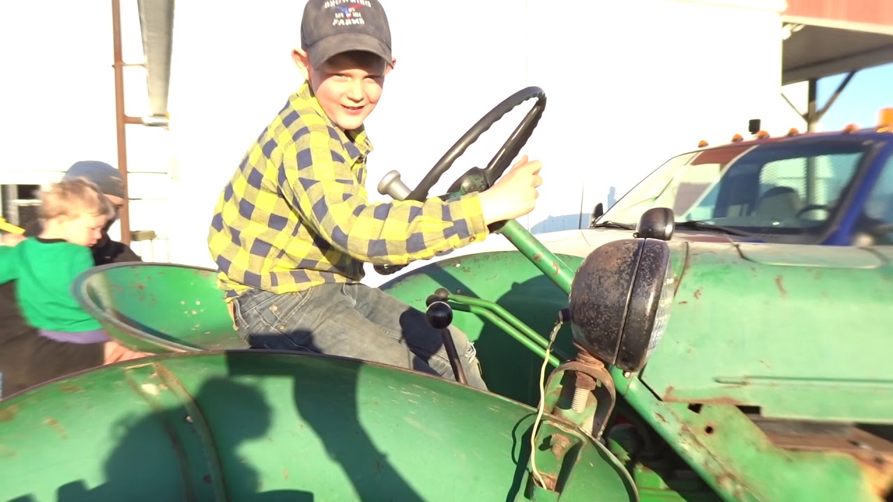How to drive a tractor - YouTube