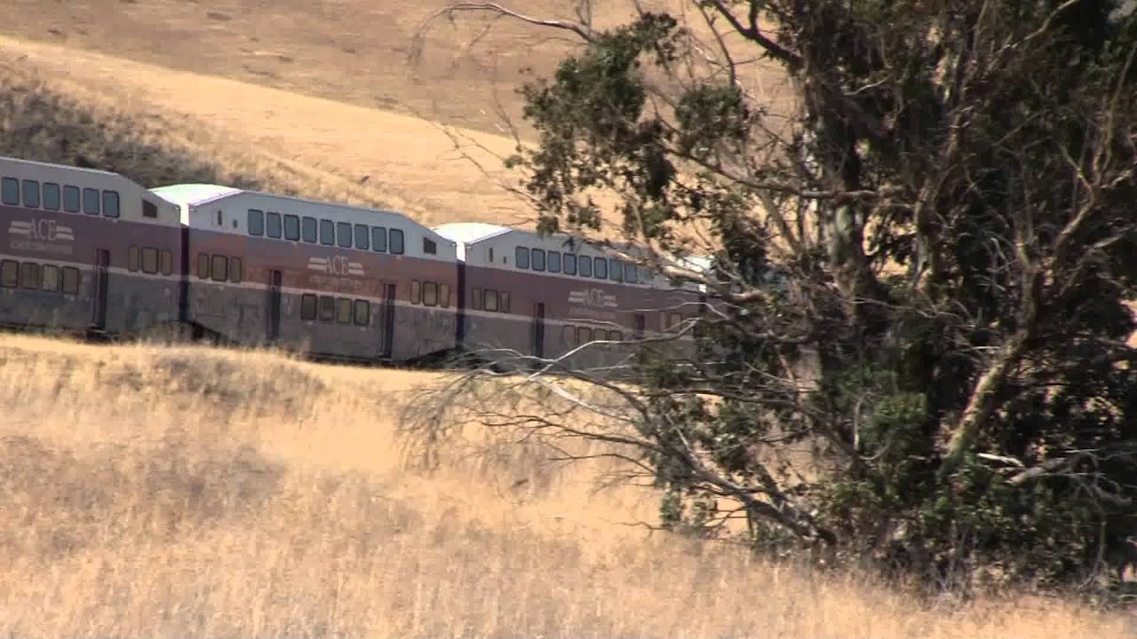 Altamont Commuter Express (ACE) Train #4 Passes Through Altamont Pass ...