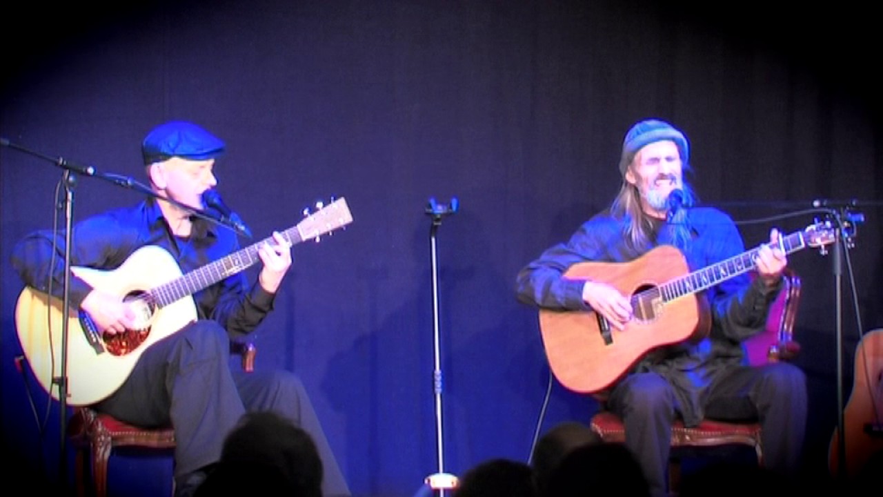 Aufrecht (Mario Hené & Uwe Meusel) - YouTube