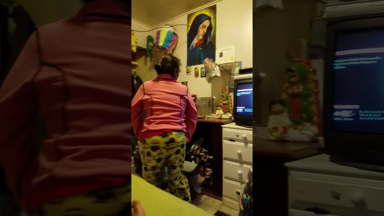 My Daughter Trying To Teach Me How To Twerk Youtube