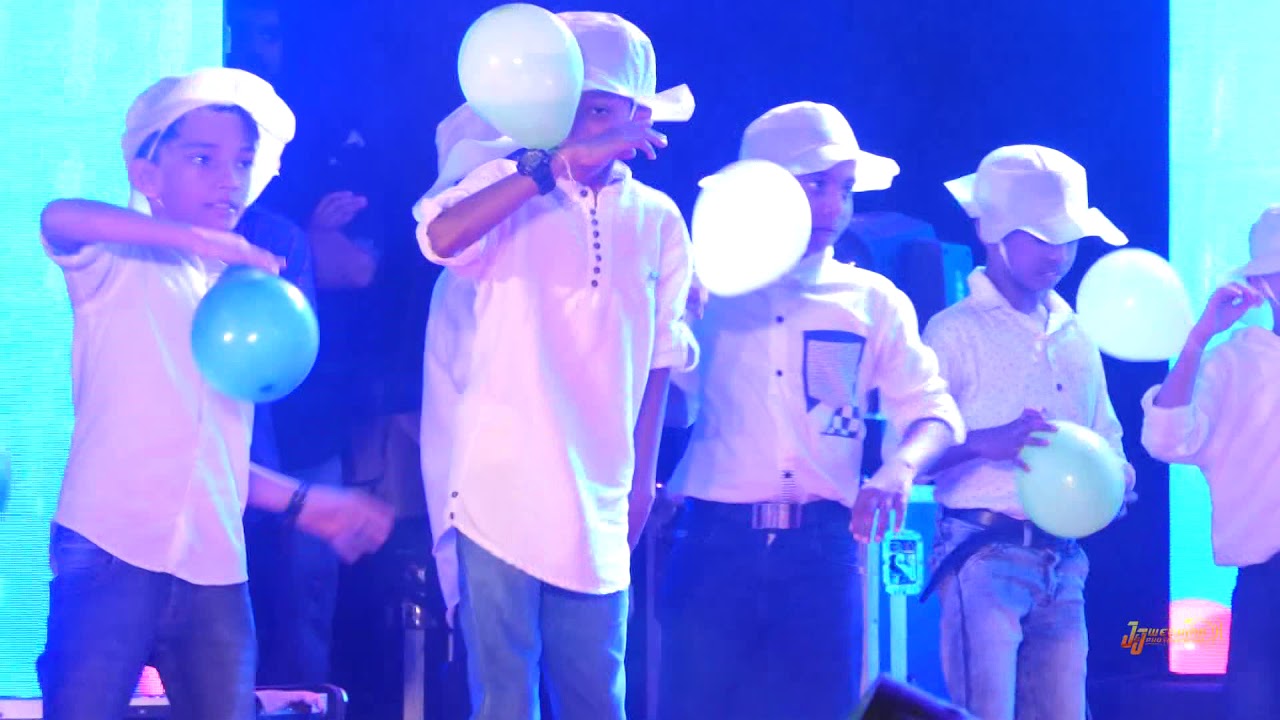 Balloon Dance - YouTube