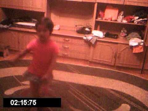 Dansatoare la 4 anisori