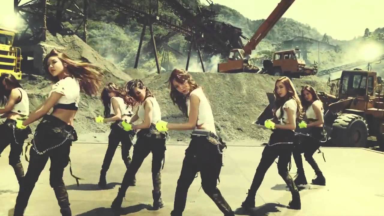Girls' Generation (소녀시대) Catch Me If You Can (with Jessica Jung OT9 ...