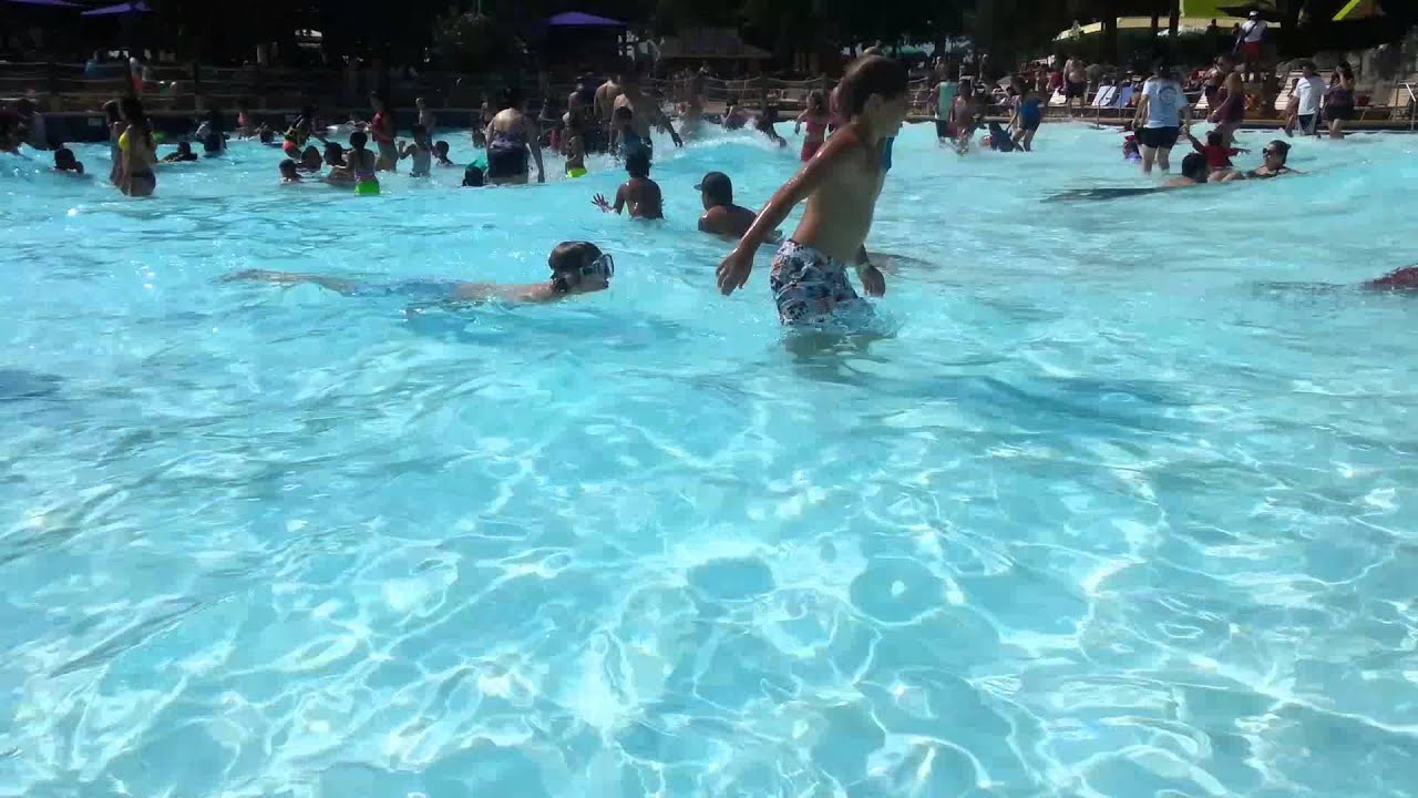 Wet n Wild Splashtown Spring - YouTube