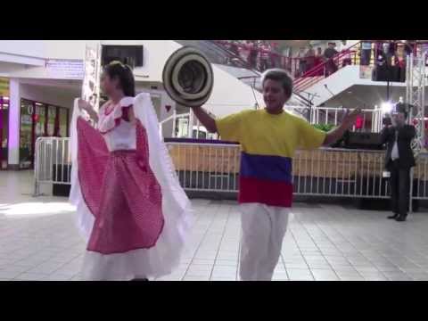 05/25/13 - Tayronitas Performance at Union Mall (Langley Park, MD)