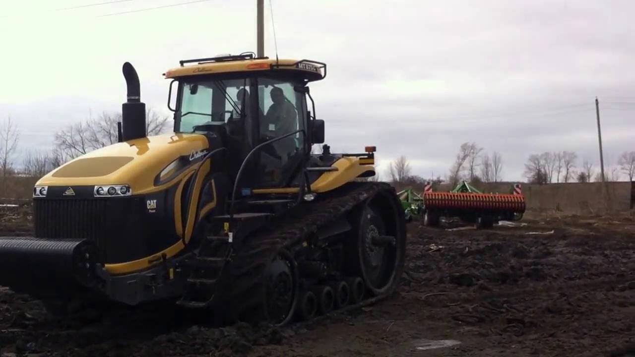 CAT challenger MT 875 C - YouTube