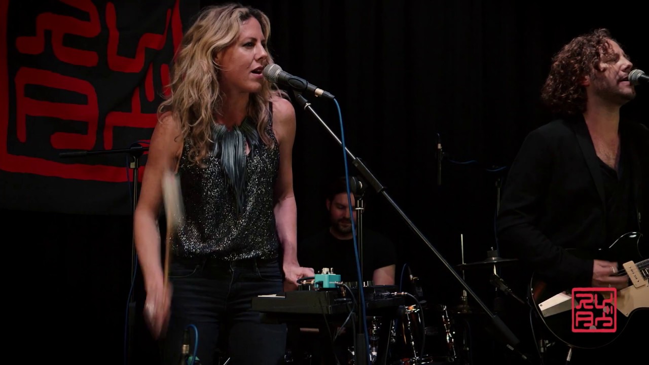 Belle Roscoe - "Known Better" Live at Yamaha HQ (Full clip) - YouTube