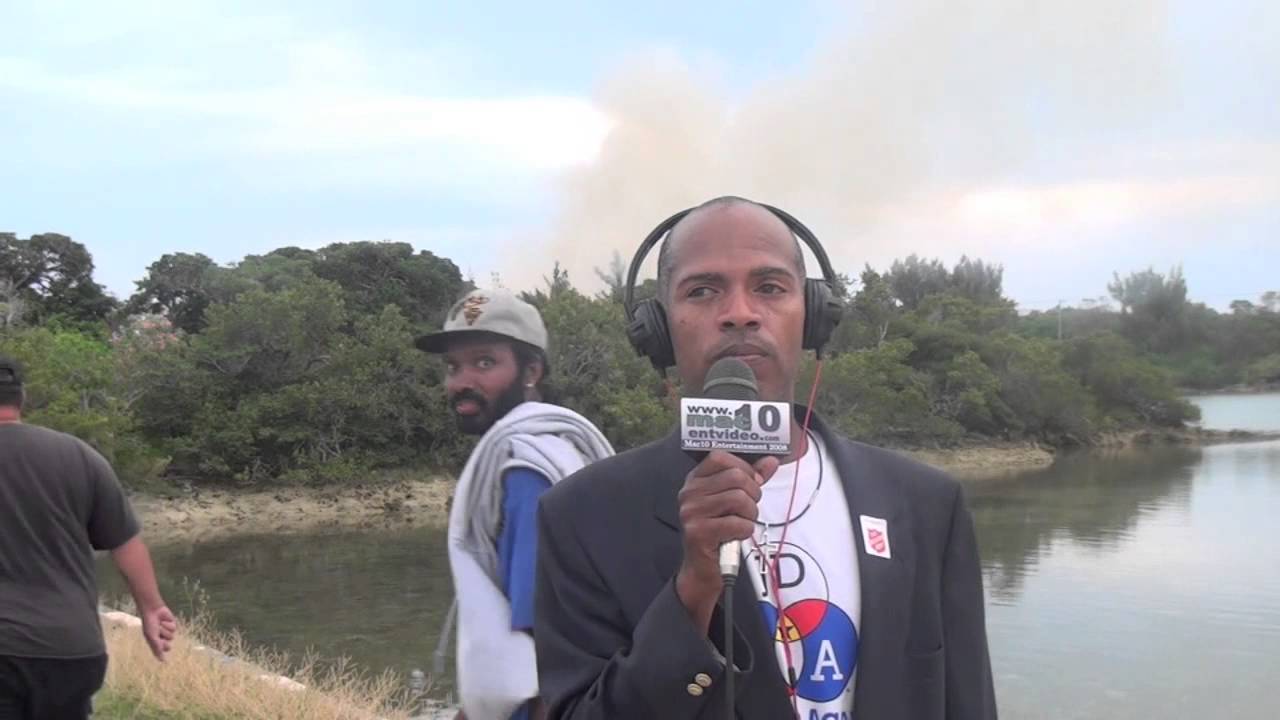 FIRE DOWN BANJO ISLAND ST GEORGES 2013 - YouTube