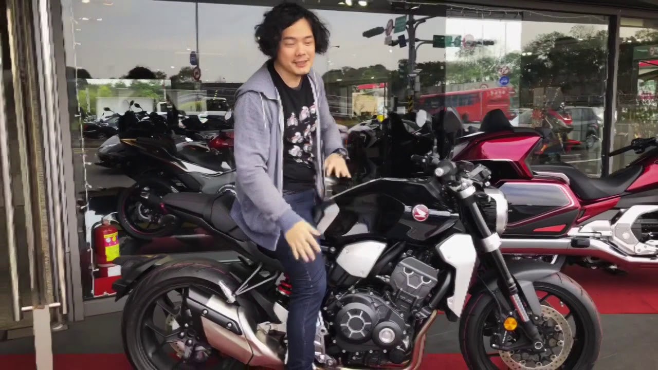 2018 HONDA CB1000R Close look walkaround - YouTube