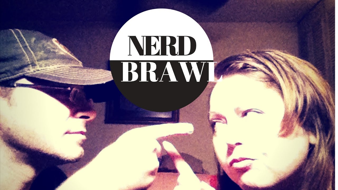 NERD BRAWL : Aliens vs Predators - YouTube