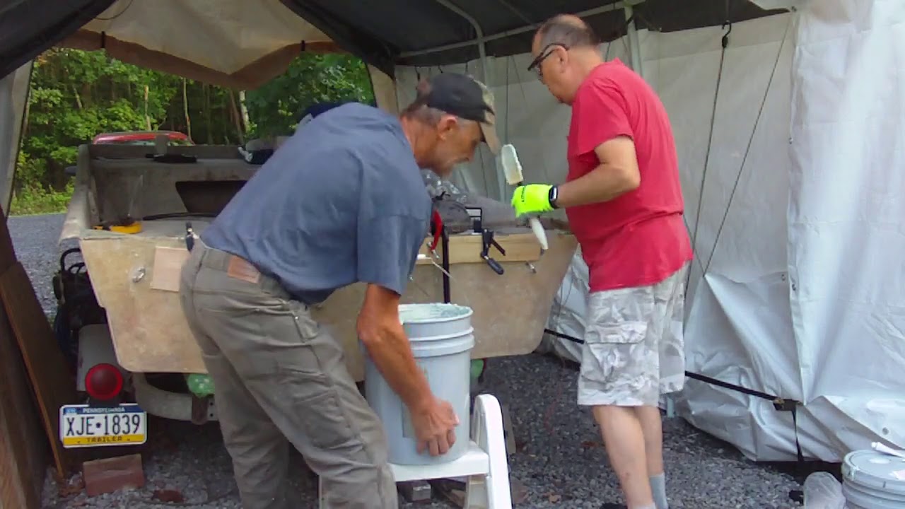 Seacast mixing and pouring into transom - YouTube