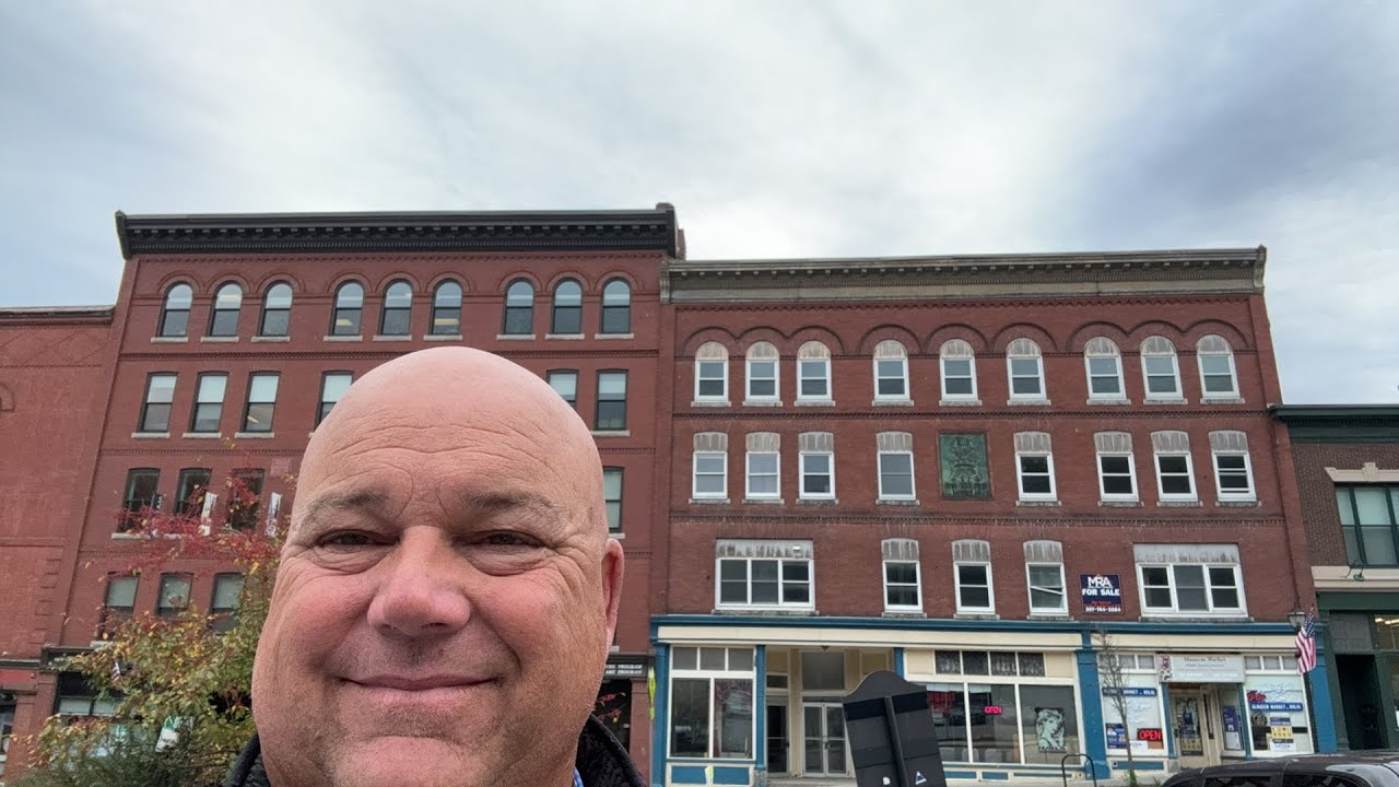 Harry Nutz is live!Agusta,Maine downtown - YouTube