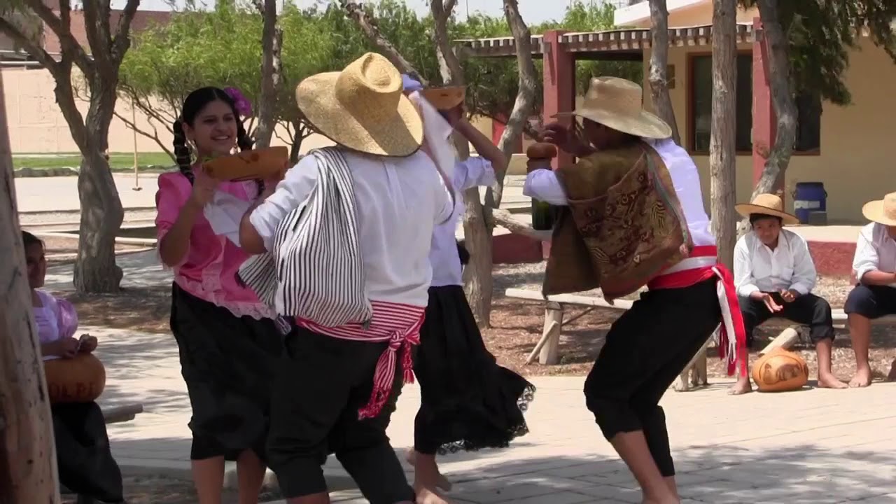 Marinera Tradicional de Lambayeque - YouTube