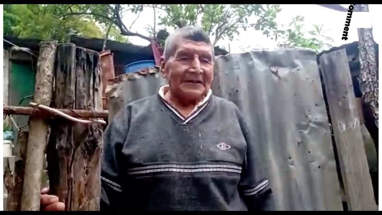 Don Goyito con su tradicion Navideña - YouTube