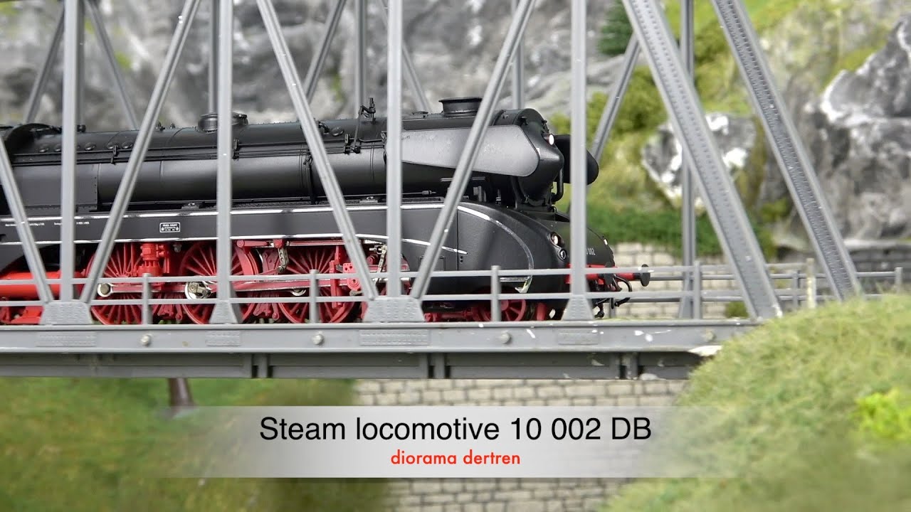 Steam locomotive 10 002 DB - YouTube